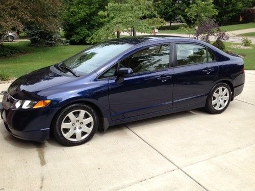 Find used 2006 Honda Civic LX Sedan 4 Door 1 8L in Hubbard Ohio 