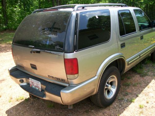 Sell Used 2001 Chevrolet Blazer Lt Sport Utility 4 Door 4 3l In Milner